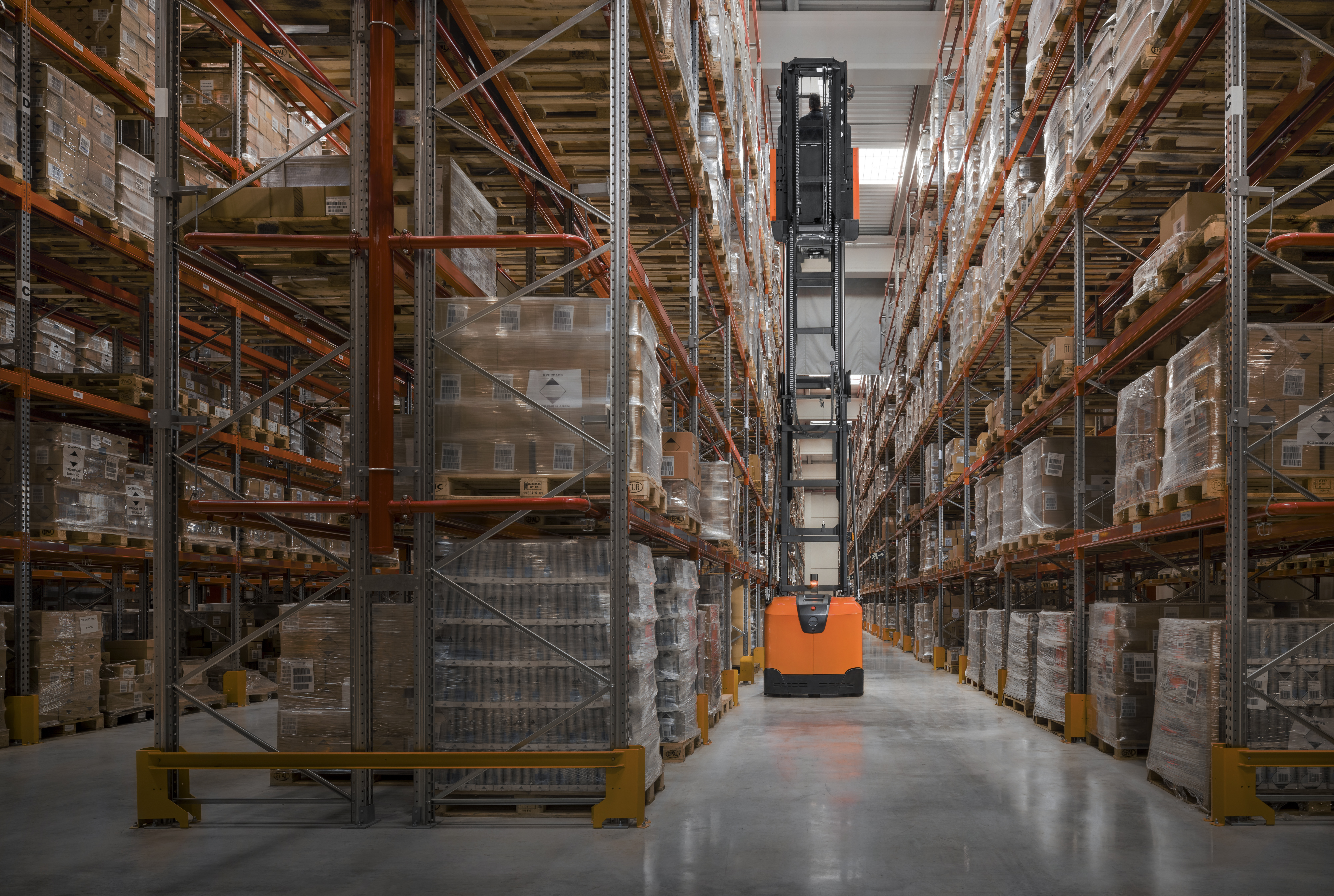 Optimisation picking : quel préparateur de commandes choisir